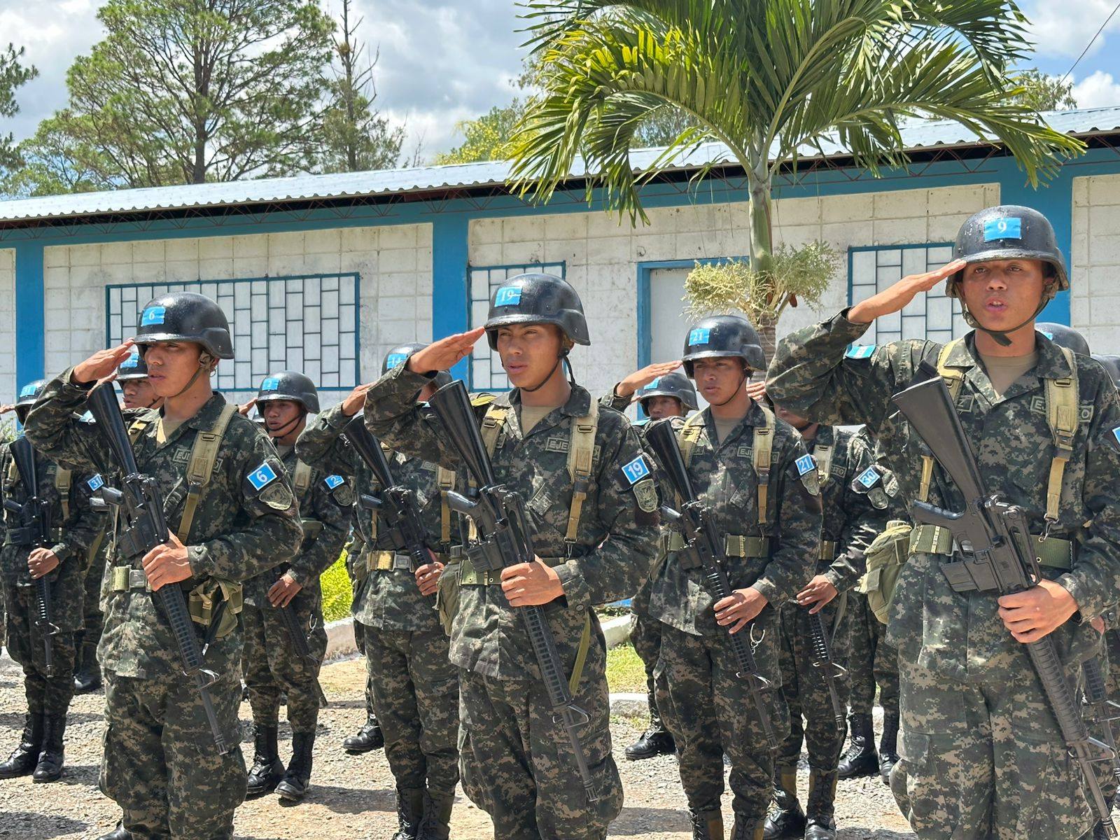 Generals' Wage Hikes in Honduras: Impact on Military Objectivity